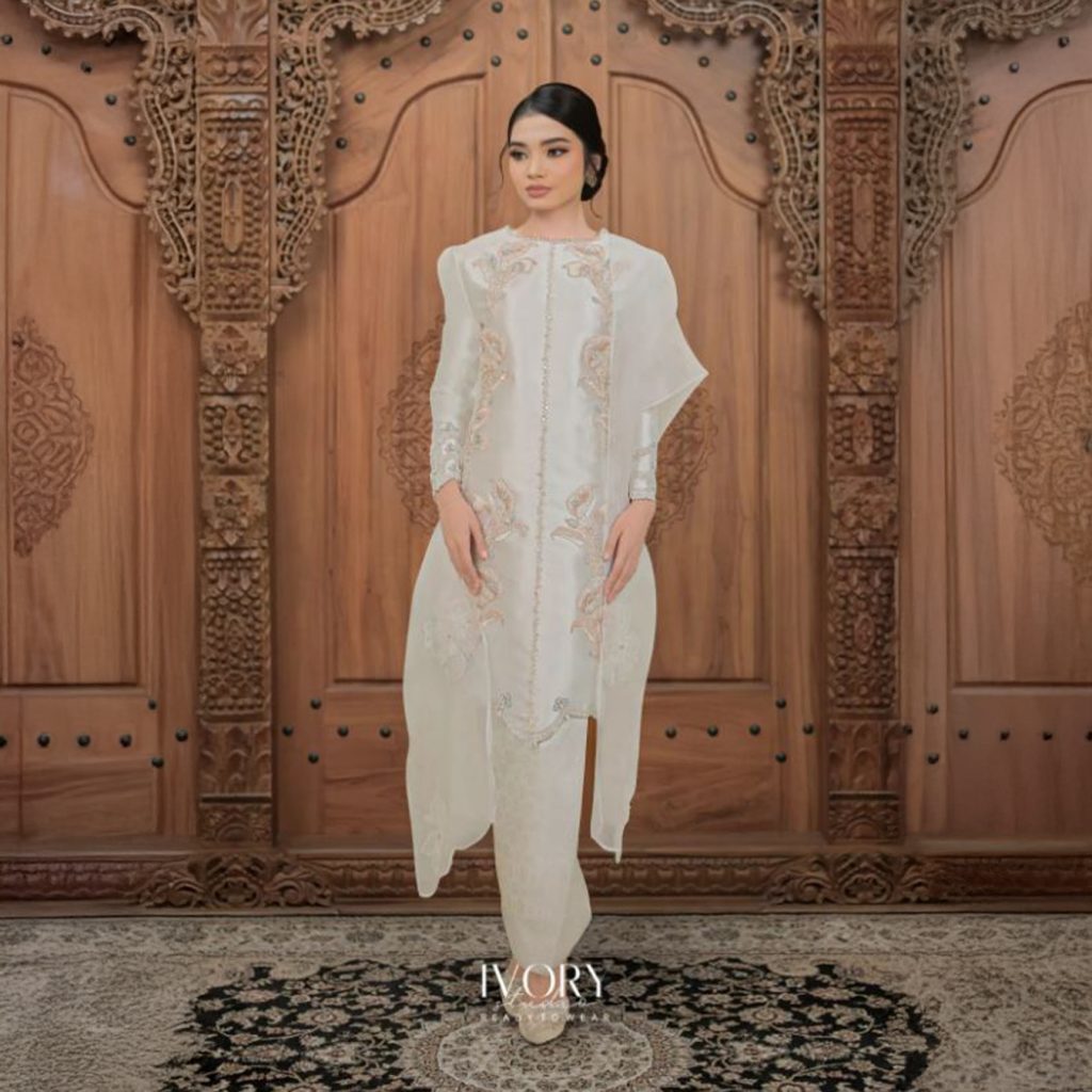 Ivory Studio RTW - Baju Kurung Wanita - Dance in Harmony - Metro Indonesia